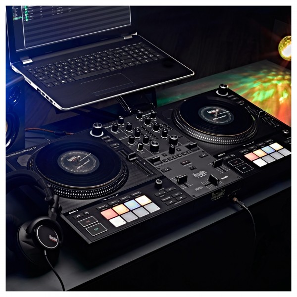 Hercules DJ Control Inpulse T7 at Gear4music