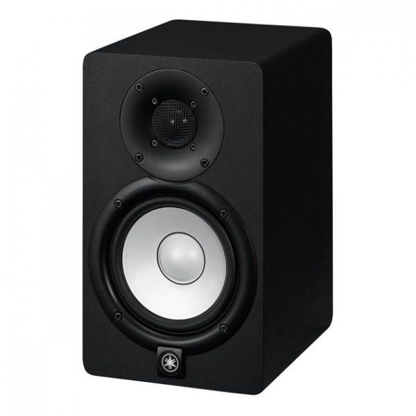 Yamaha HS5 Active Studio Monitor Bundle at Gear4music