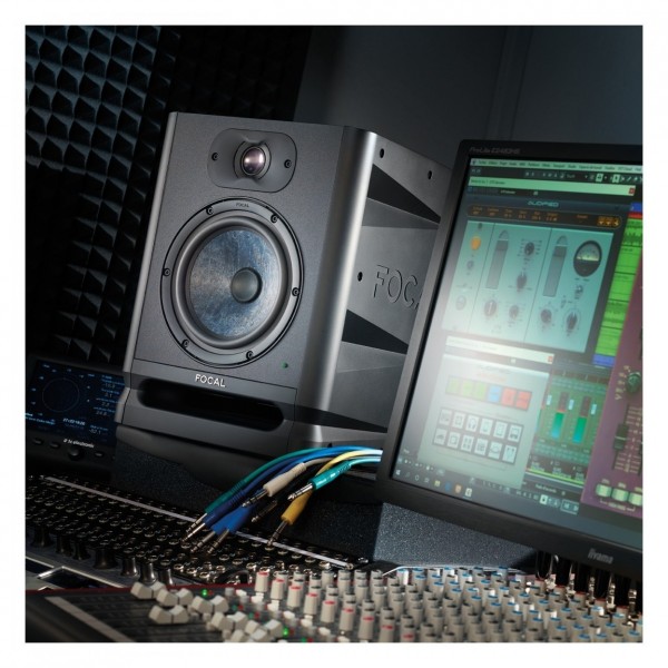 Focal Alpha 50 Evo Active Studio Monitors, Pair at Gear4music