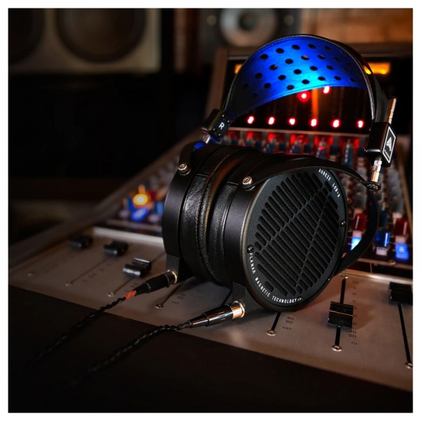 Audeze LCD-X Open-Back Headphones with Case, Leather-Free at Gear4music