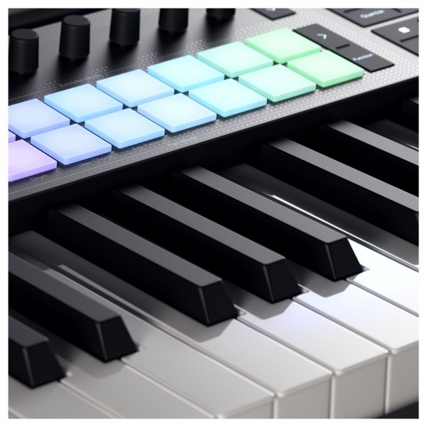 Novation Launchkey 25 MK4 at Gear4music