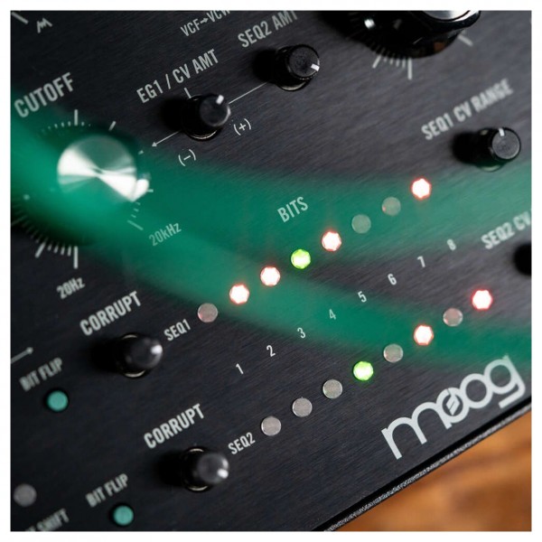 Moog Labyrinth Parallel Generative Analog Synthesizer at Gear4music