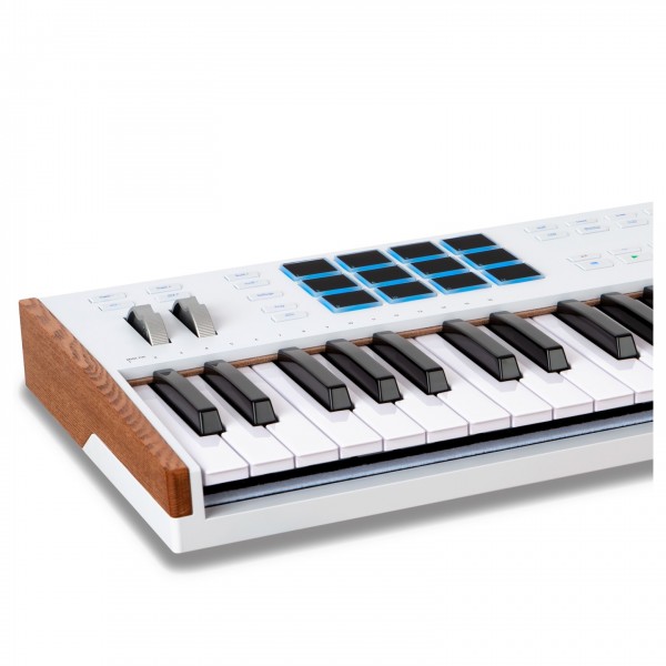 Arturia Keylab MK3 61 Key, White at Gear4music