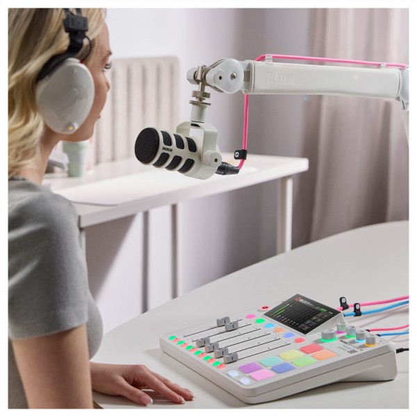 Rode Podmic USB Microphone, White at Gear4music