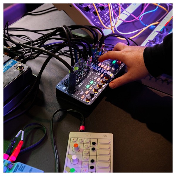 Zoom LiveTrak L-6 Compact Mixer and Multitrack Recorder at Gear4music