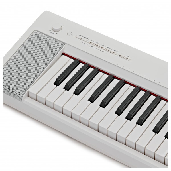 Yamaha Piaggero NP35 Portable Keyboard, White at Gear4music