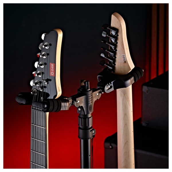 G4M Locking Double Guitar Stand at Gear4music