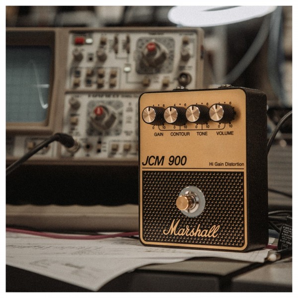 Marshall JCM 900 Amp Series Pedal at Gear4music