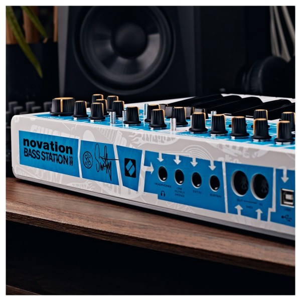 Novation Bass Station II Swifty Edition at Gear4music
