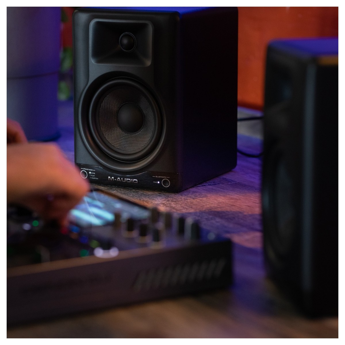M-Audio Home Studio Monitors & Recording Bundle for Producers at Gear4music