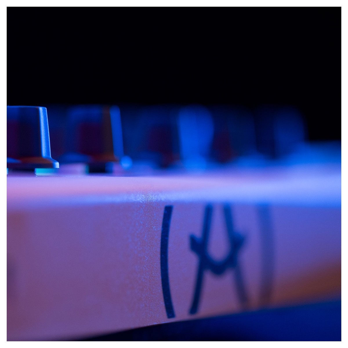 Arturia MiniLab MKII MIDI Controller - Nearly New - Secondhand | Gear4music