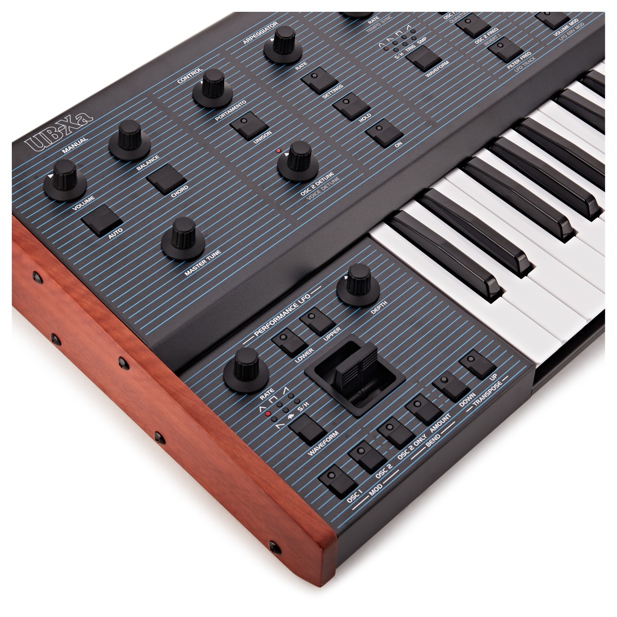 Behringer UB-Xa Analog Polyphonic Synth - Ex Demo at Gear4music