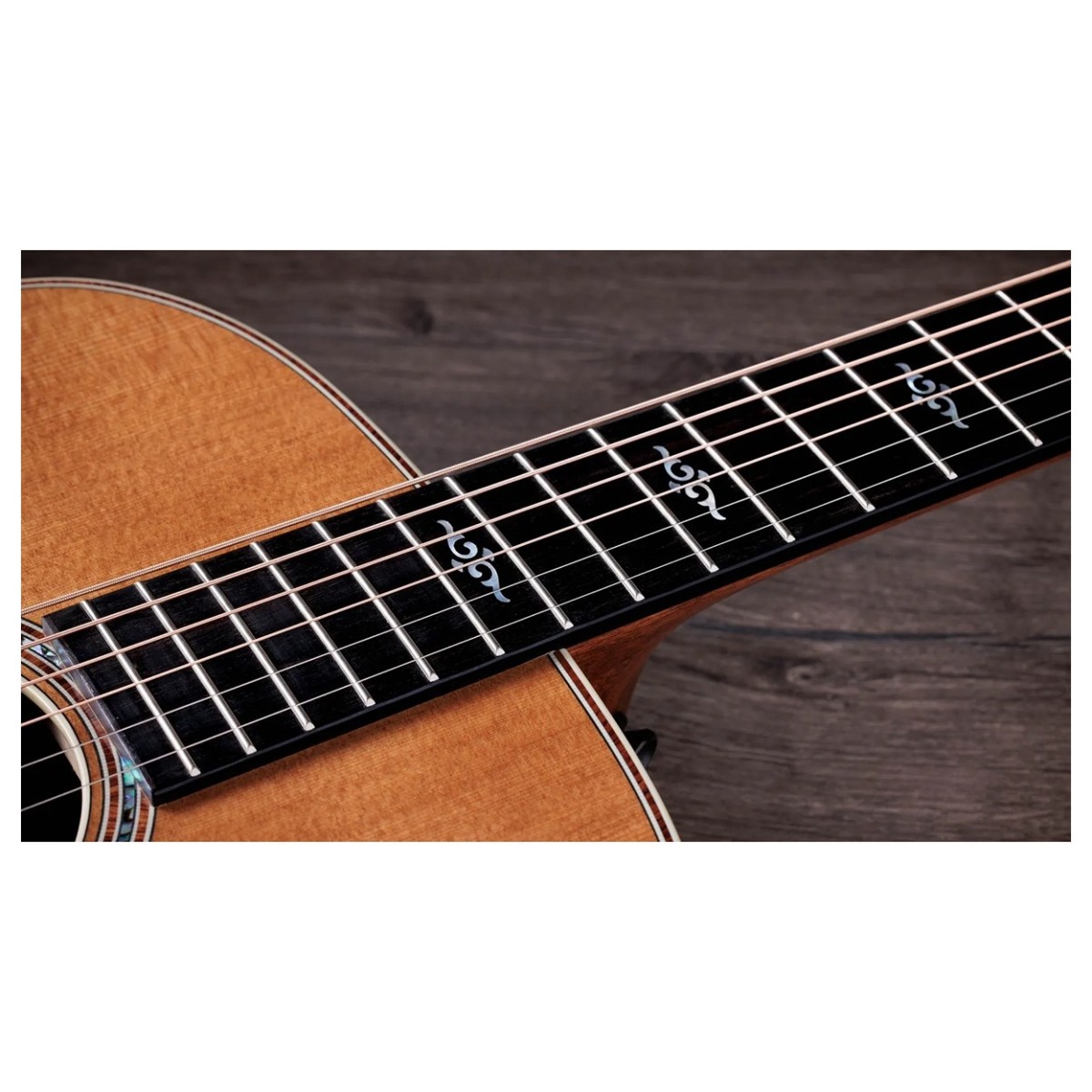 Taylor Gold Label 810e Honduran Rosewood | Gear4music