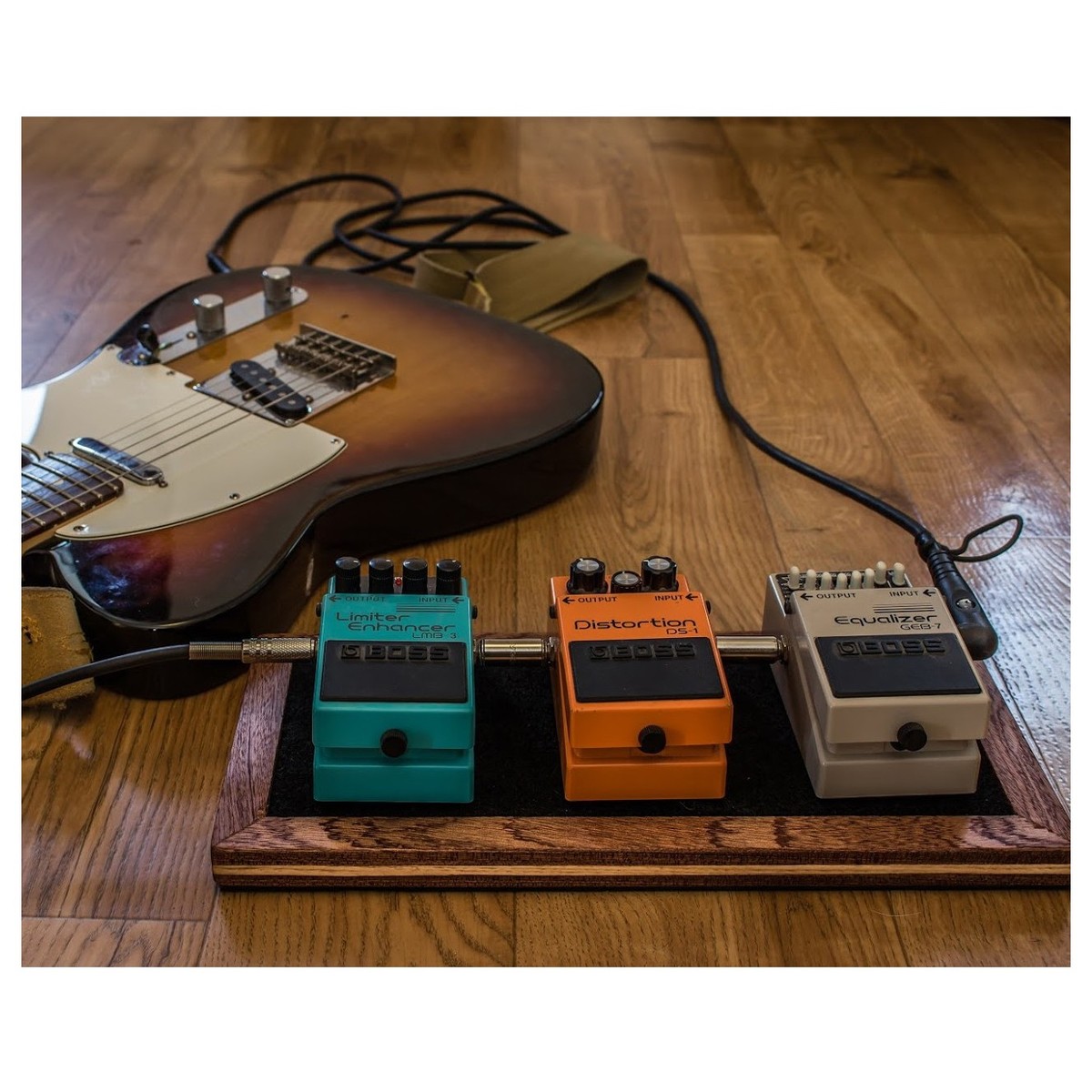 DISC Ruach Foxy Lady 1 Pedal Board - Nearly New na Gear4Music.com