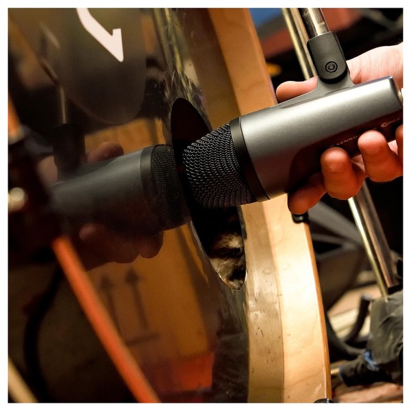 Sennheiser e602 II Dynamic Instrument Microphone at Gear4music