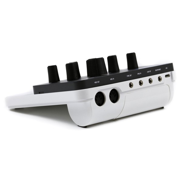 Modal Electronics Craft Synth 2.0 at Gear4music