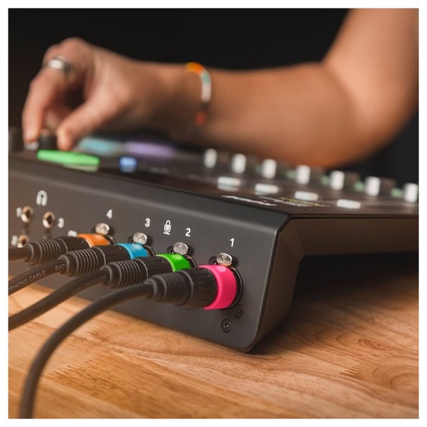 Rode XLR-ID Cable Identification Rings, Set of 8 at Gear4music