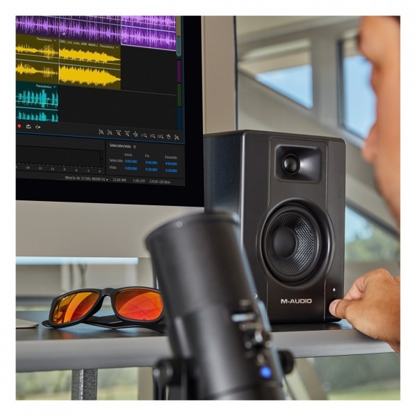M-Audio M-Track Solo USB Interface with M-Audio BX3 Studio Monitors at ...