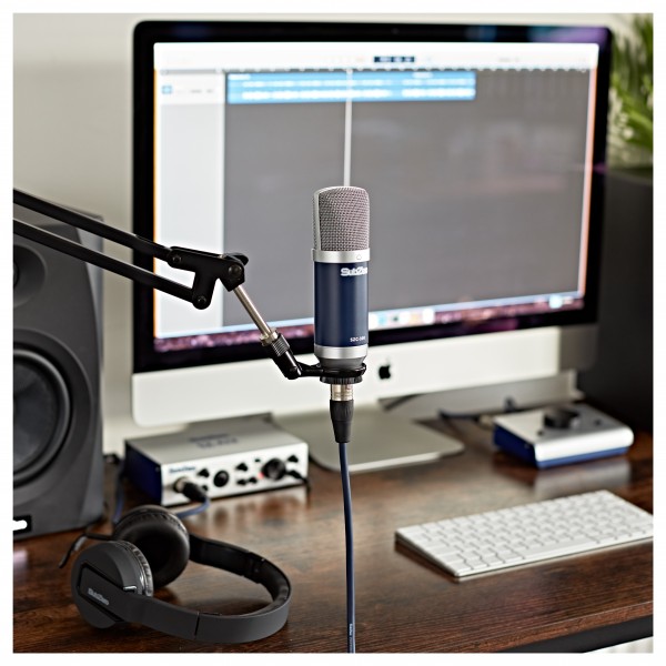 SubZero SZC-300 Condenser Microphone at Gear4music