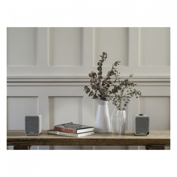 Ruark MR1 MKII Speakers Grey with Pro-Ject E1 Phono Turntable White at ...