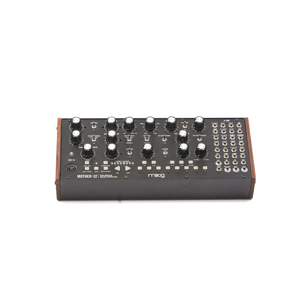 Moog Mother-32 Analoger Modular-Synthesizer - Box geöffnet | Gear4music